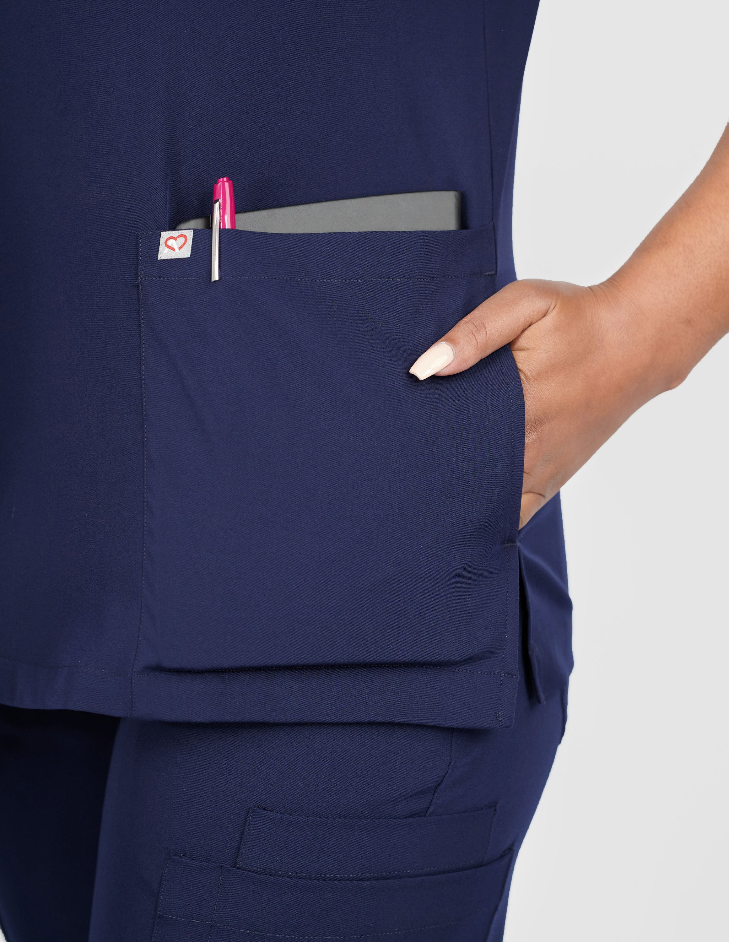 Iris Five-Pocket Women's Navy Scrub Top – Create Amor